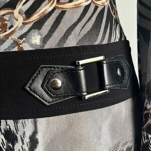 Frank Lyman Design | Dresses | Y2k Animal Print With Chain Detail Drop ...